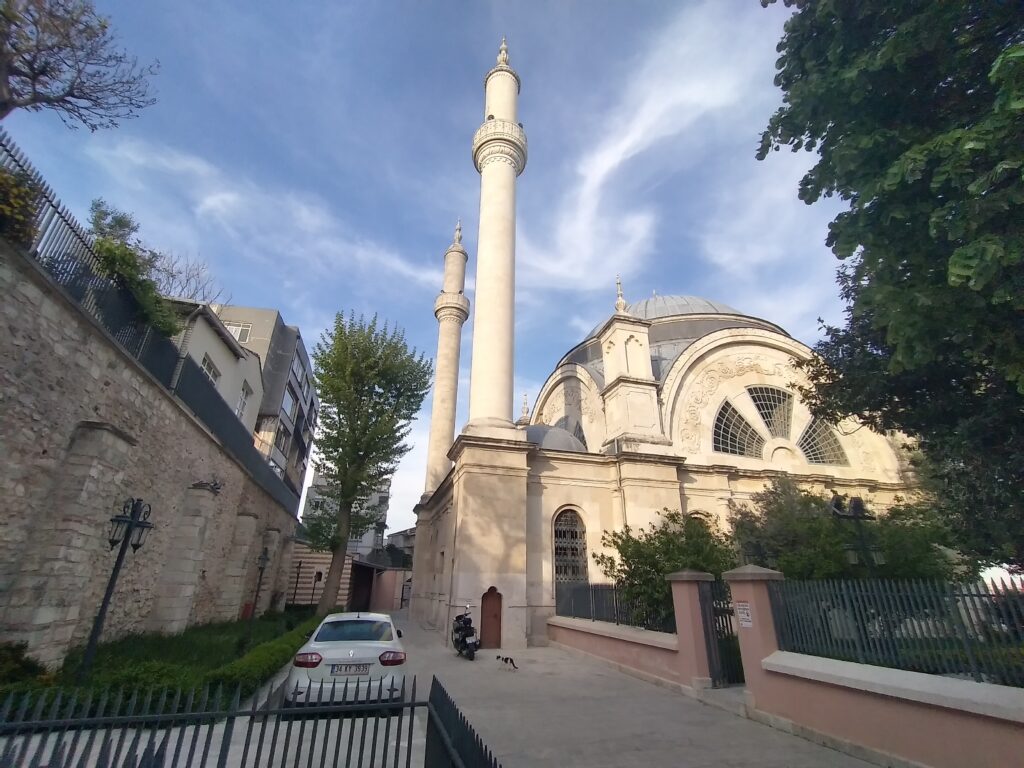 Cihangir Camii • Kültür Envanteri