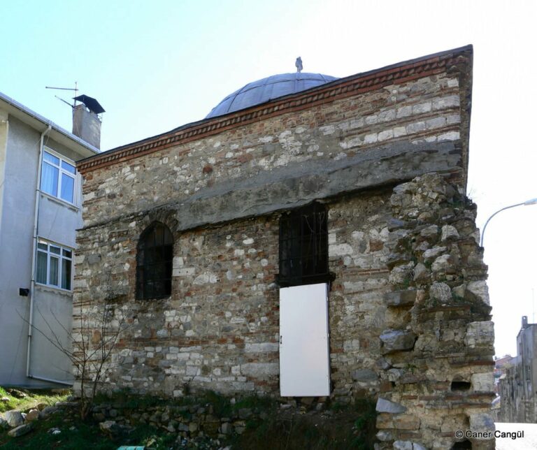 Atik Valide Sıbyan Mektebi Arkadan Görünümü • Kültür Envanteri