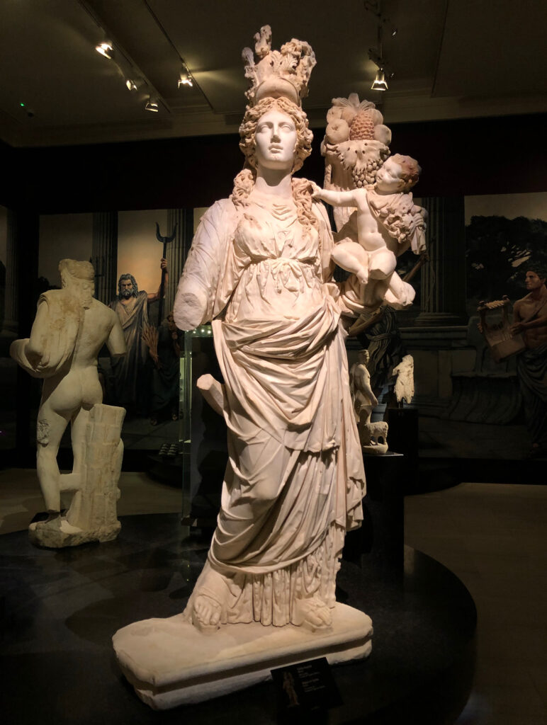 Tykhe Heykeli • Kültür Envanteri