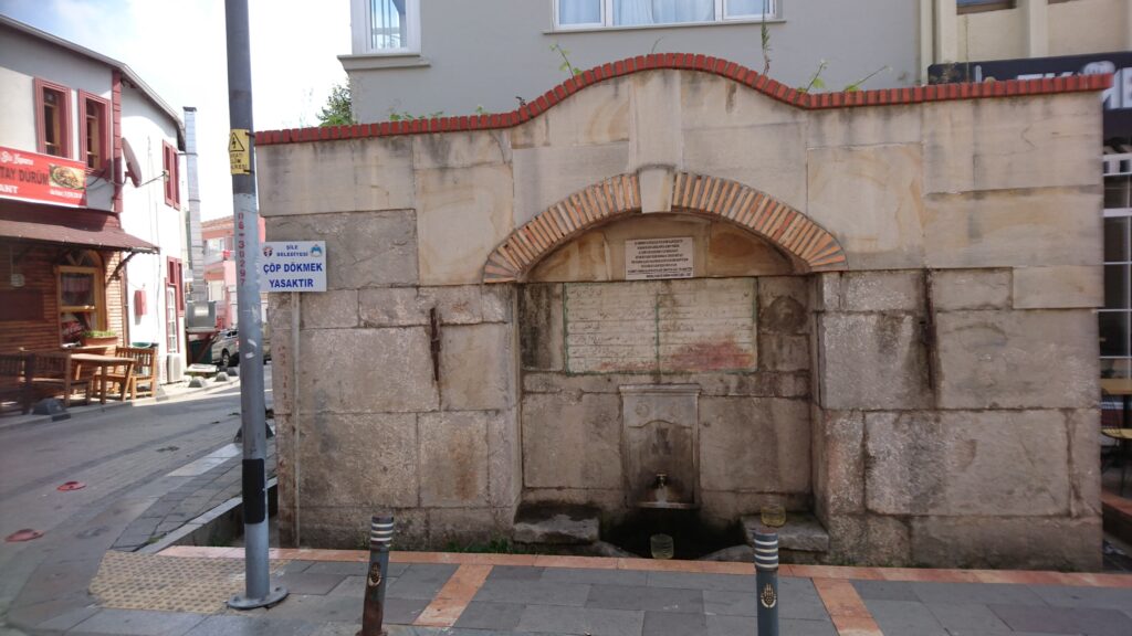 Misirli Hatice Hanim Fountain, Sile • Location, Photos and Information ...