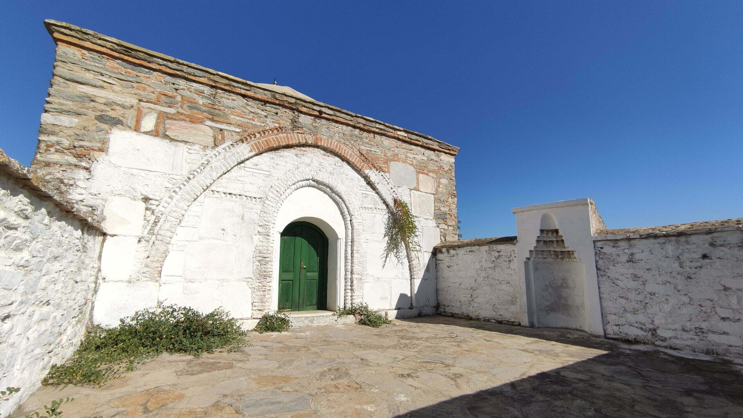 Hafsa Hatun Tomb, Kuyucak • Location, Photos and Information About It ...