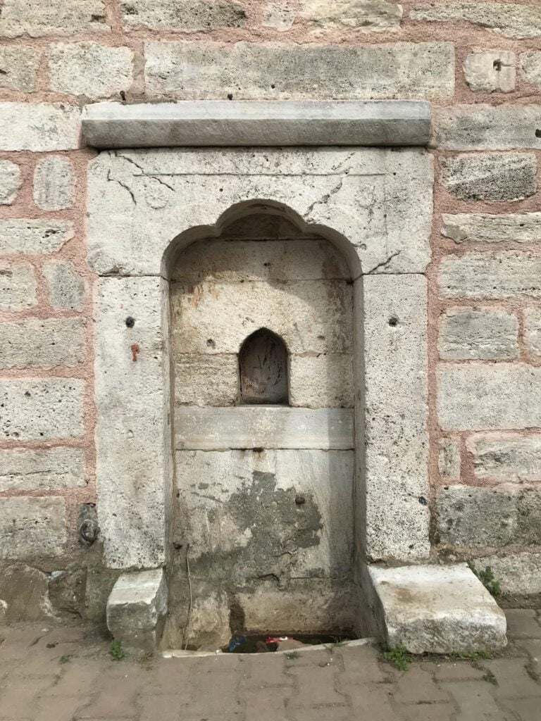 Kashgari Tekke Fountain • Location, Photos and Information About It ...