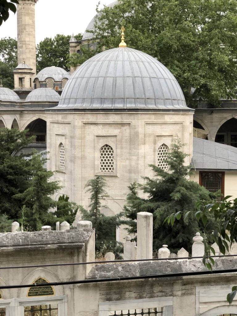 Eyüp Sultan Türbesi • Konumu, Fotoğrafları ve Hakkındaki Bilgiler ...