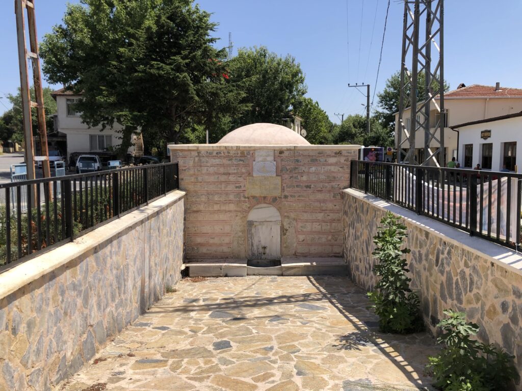 Sultan II. Mahmut Çeşmesi, Anadolufeneri • Konumu, Fotoğrafları ve ...