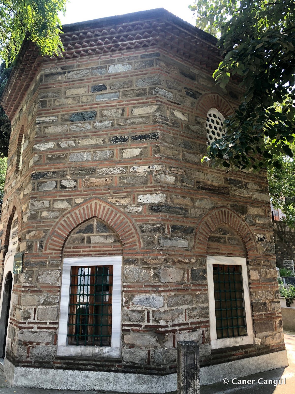 Pir Emir Tomb • Location, Photos and Information About It • Cultural ...