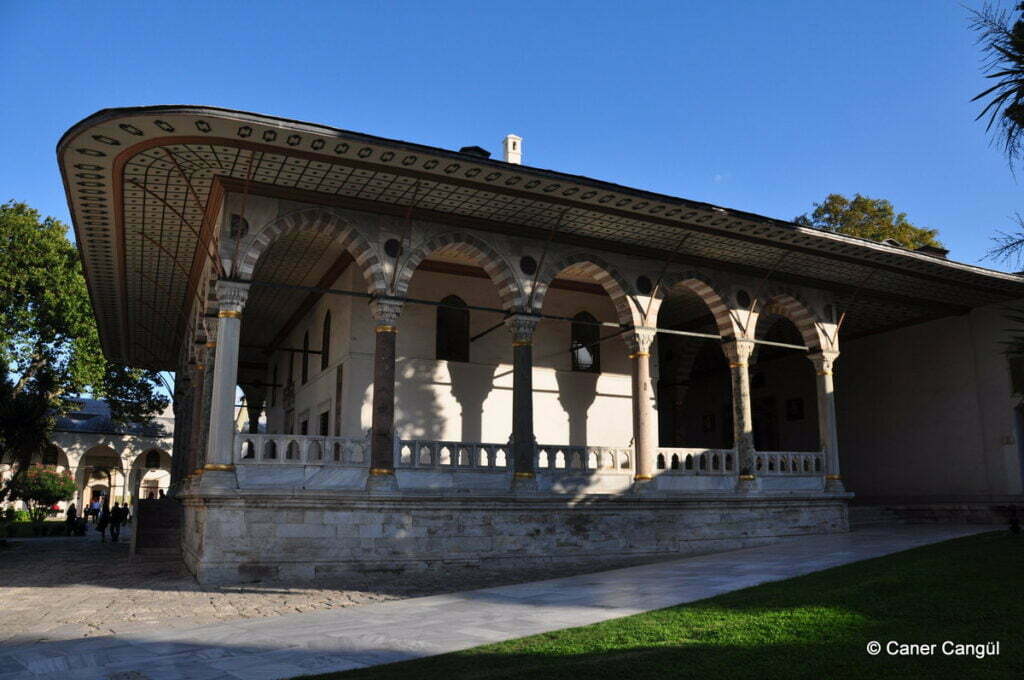 Topkapı Sarayi Arz Odasi • Kültür Envanteri
