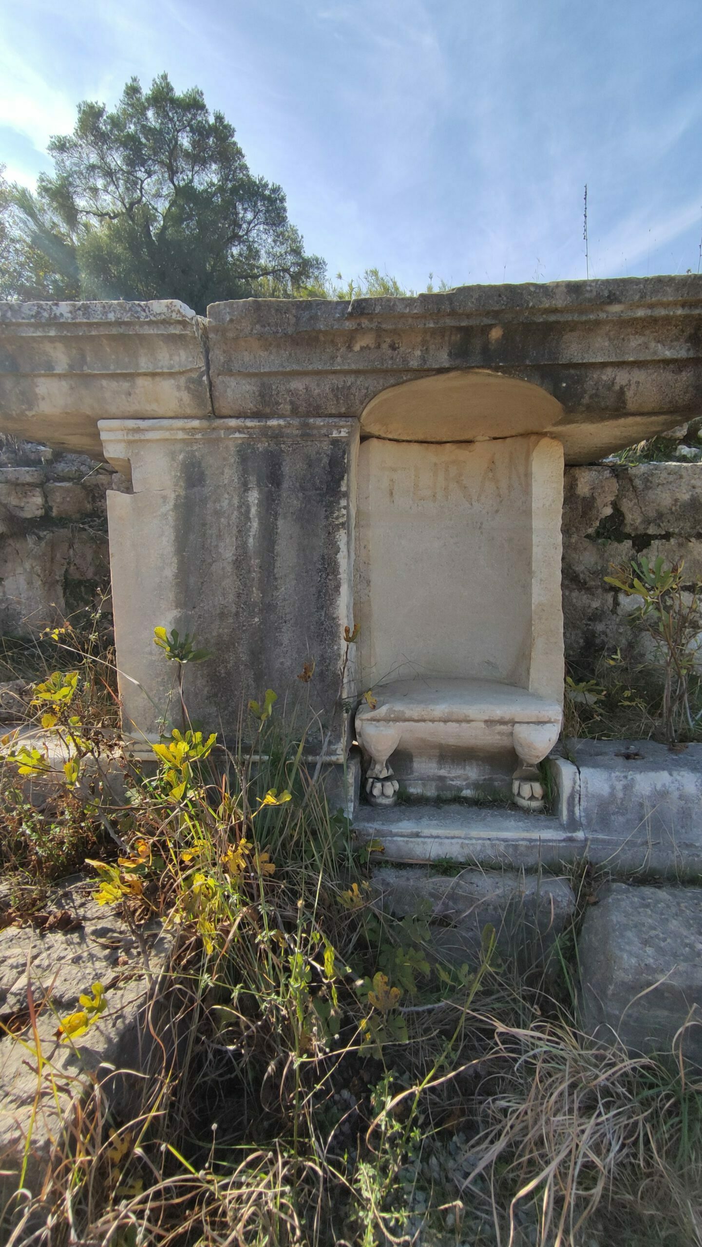 Magnesia Theatron • Location, Photos and Information • Cultural Inventory