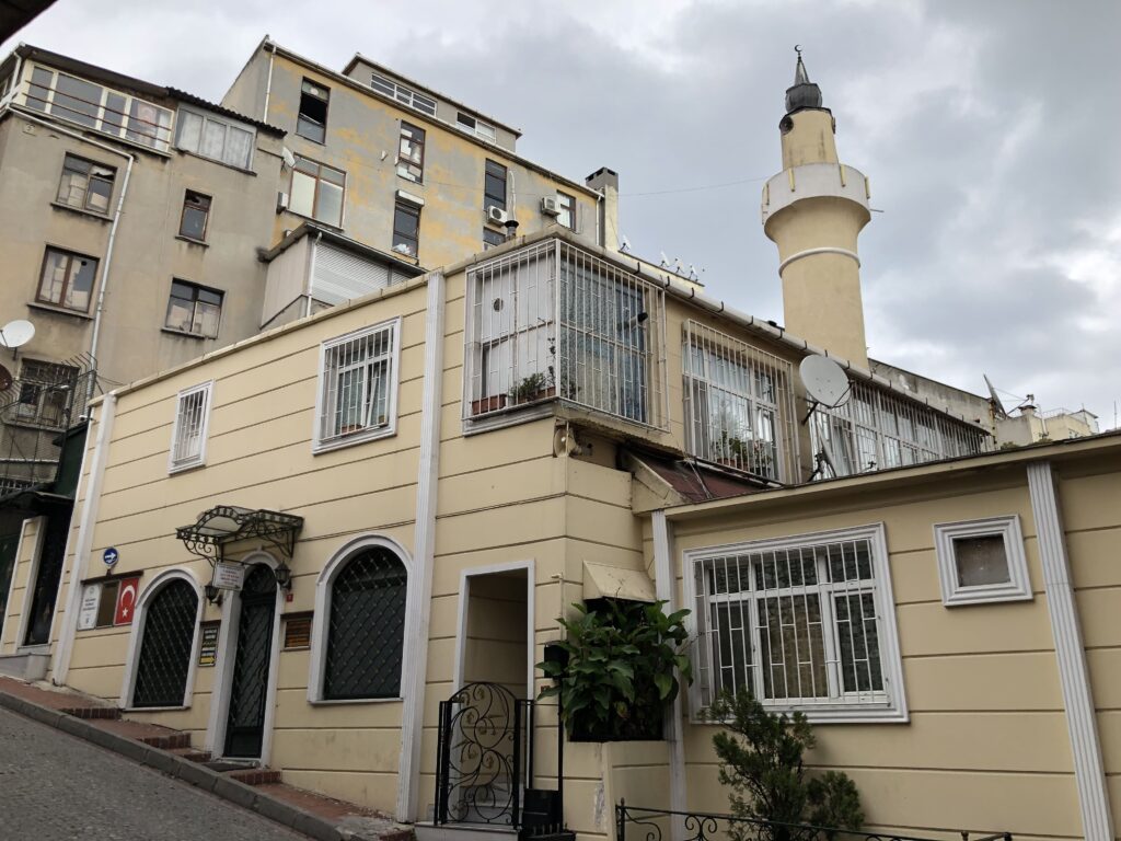 Emin Sinan Camii • Konumu, Fotoğrafları ve Hakkındaki Bilgiler • Kültür Envanteri