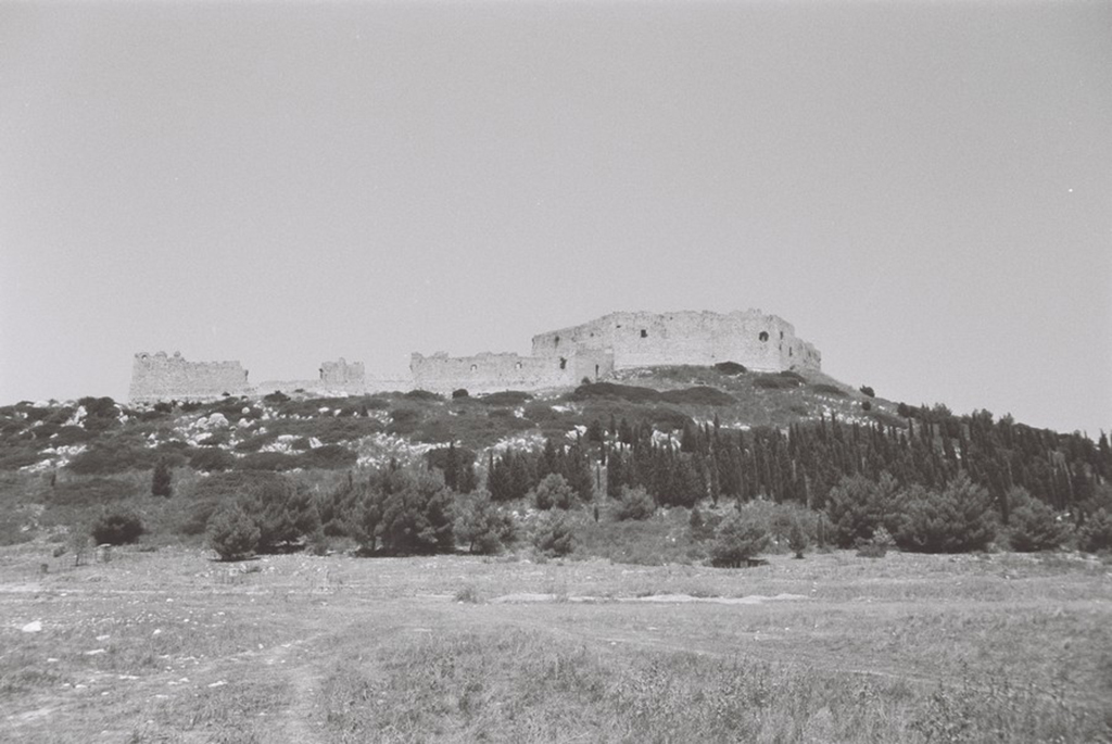 Karababa Kalesi, Eğriboz • Konumu, Fotoğrafları ve Hakkındaki Bilgiler ...