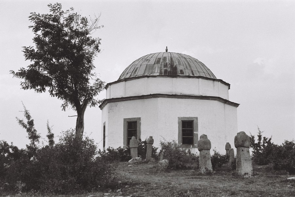 Gazi Mestan Türbesi, Mazgit • Konumu, Fotoğrafları ve Hakkındaki ...