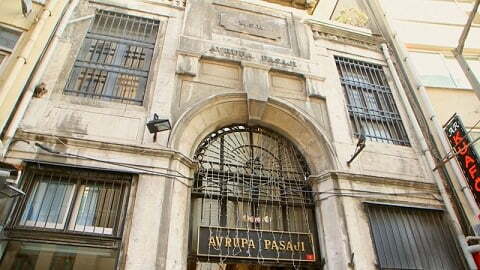 Avrupa Pasajı • Konumu, Fotoğrafları ve Hakkındaki Bilgiler • Kültür ...