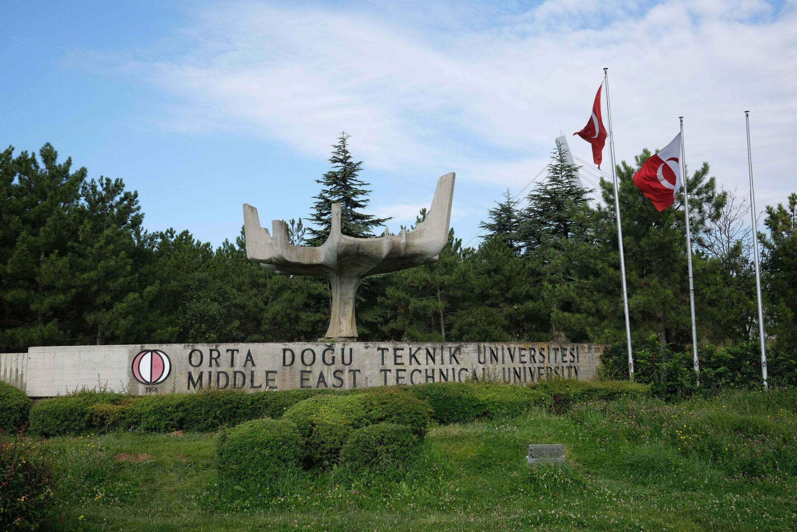 ODTÜ Bilim Ağacı Anıtı • Konumu, Fotoğrafları ve Hakkındaki Bilgiler ...