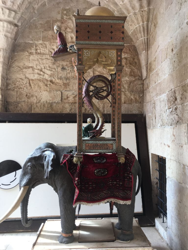 Kasımiye Medresesi El Cezeri'nin Filli Su Saati Eseri • Kültür Envanteri