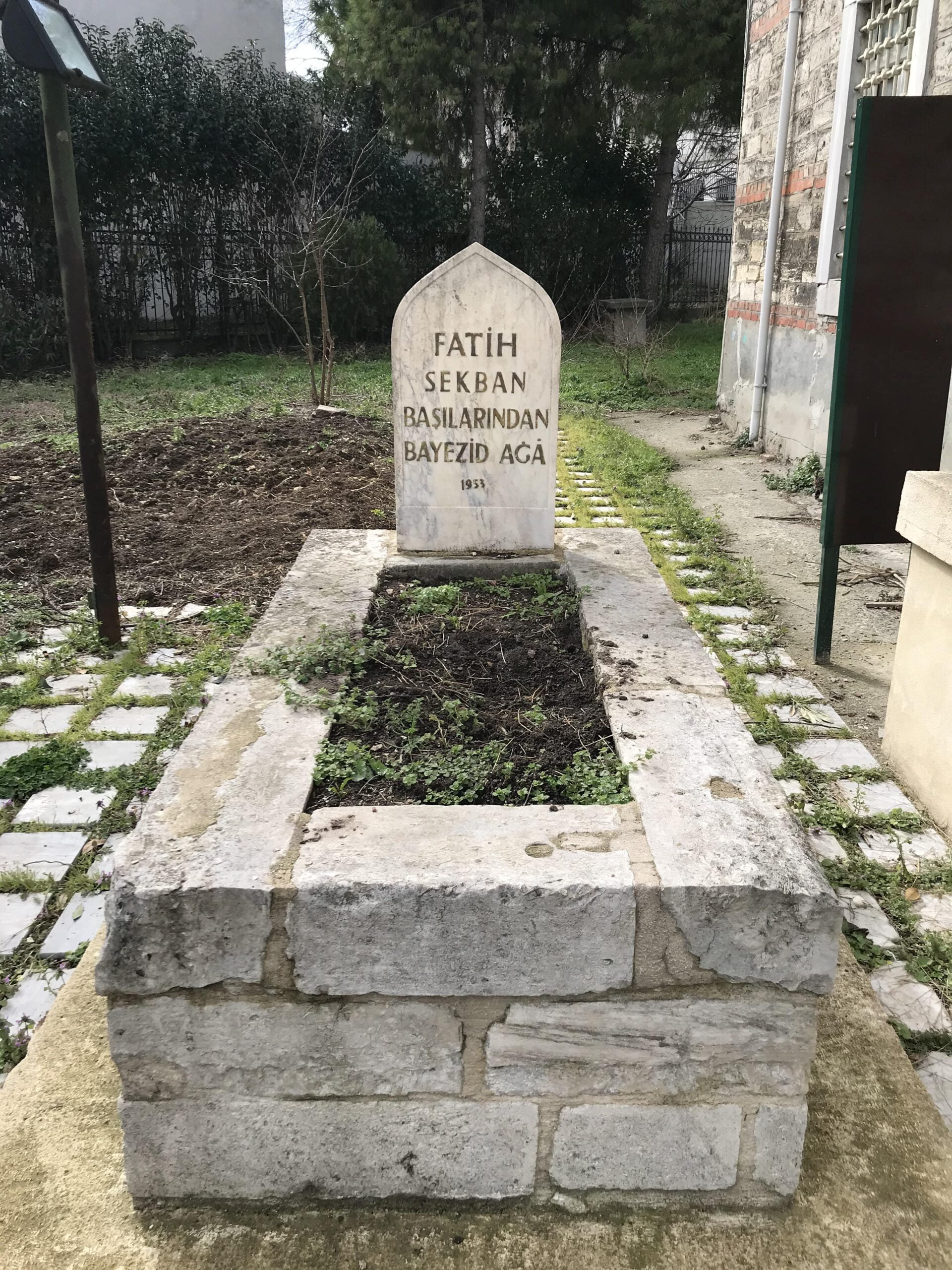 Bayezid Ağa Kabri • Konumu, Fotoğrafları ve Hakkındaki Bilgiler ...