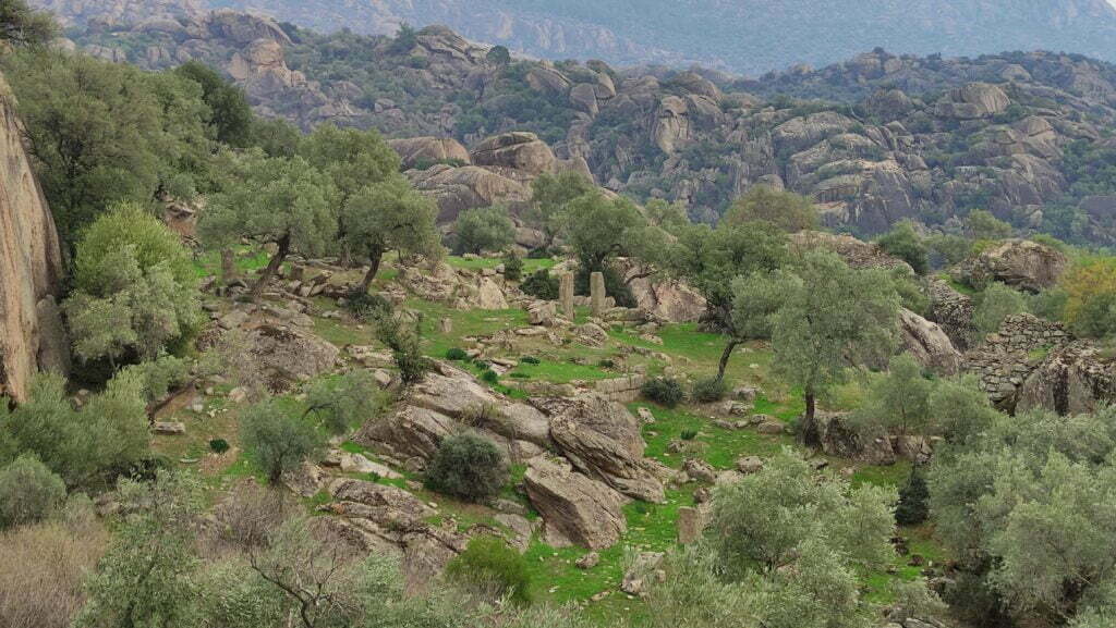 Latmos • Konumu, Fotoğrafları ve Hakkındaki Bilgiler • Kültür Envanteri