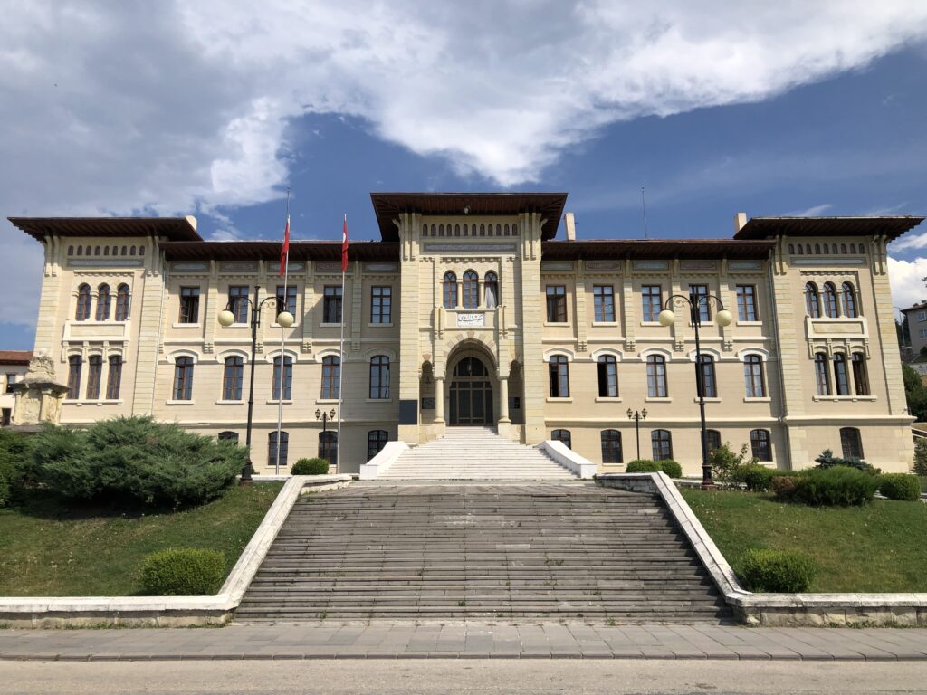 Kastamonu Hükûmet Konağı • Konumu, Fotoğrafları ve Hakkındaki Bilgiler ...