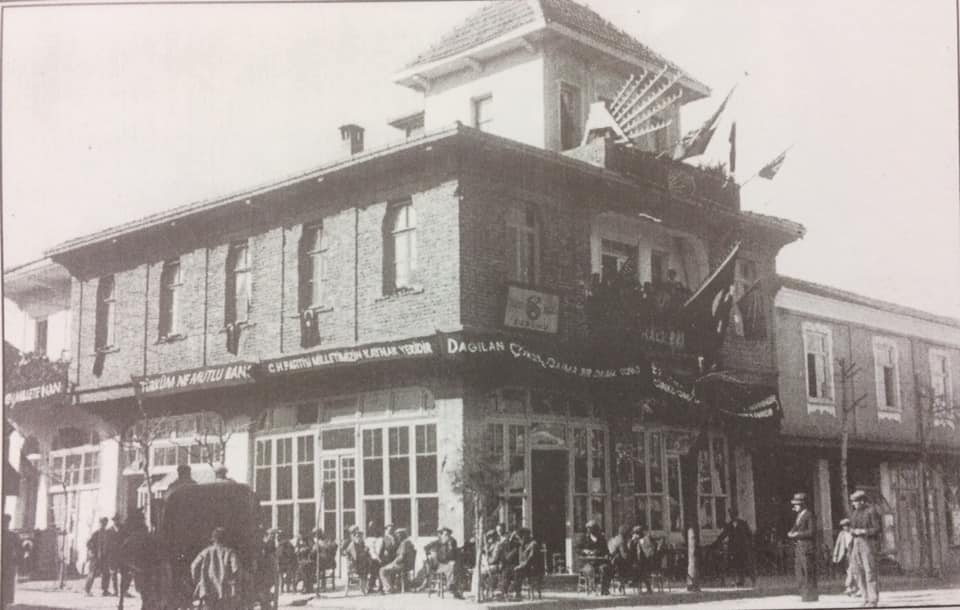 Old CHP District Building, Turgutlu • Location, Photos and Information ...