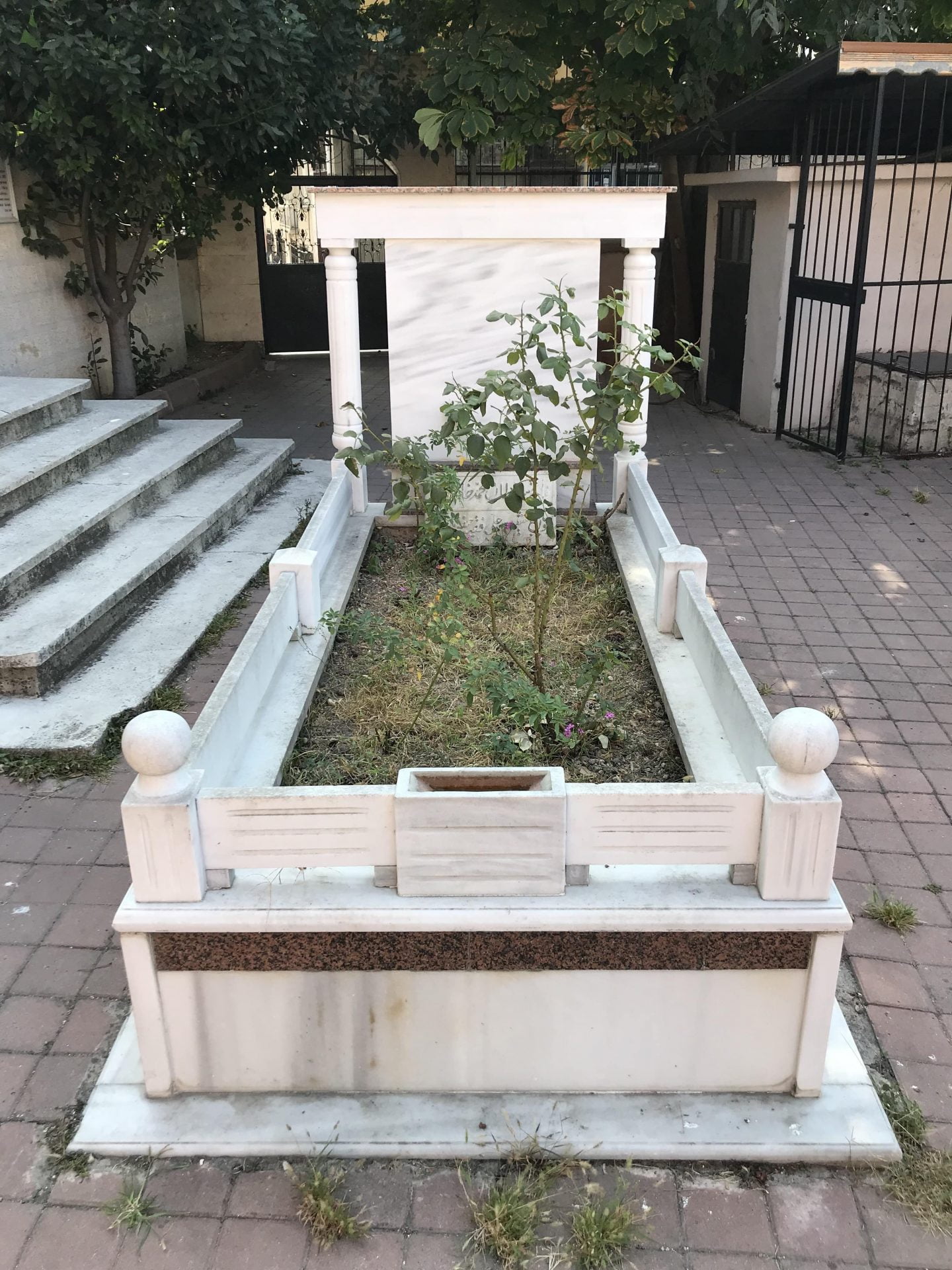 Çobanbaşı Ali Fakih Tomb • Location, Photos and Information About It ...