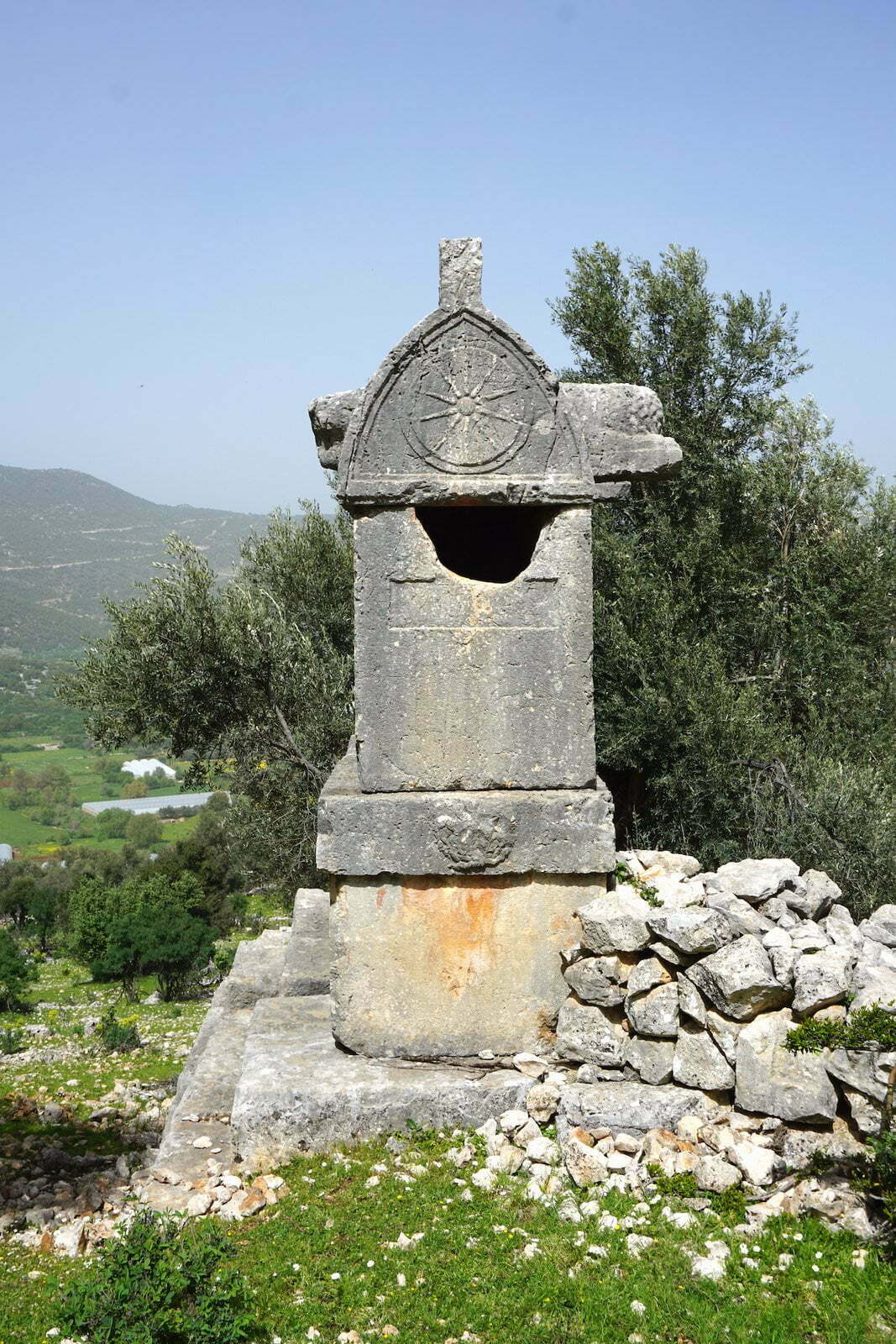Apollonia Nekropolü • Konumu, Fotoğrafları ve Hakkındaki Bilgiler ...