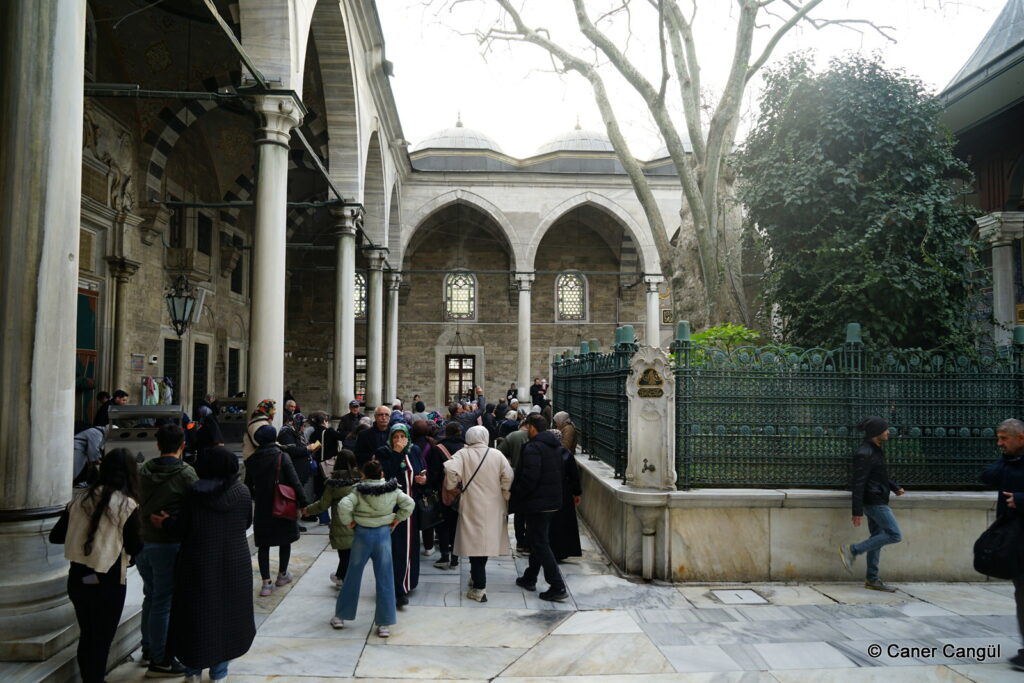 Eyüp Sultan Camii İç Avlu Çeşmeleri • Kültür Envanteri