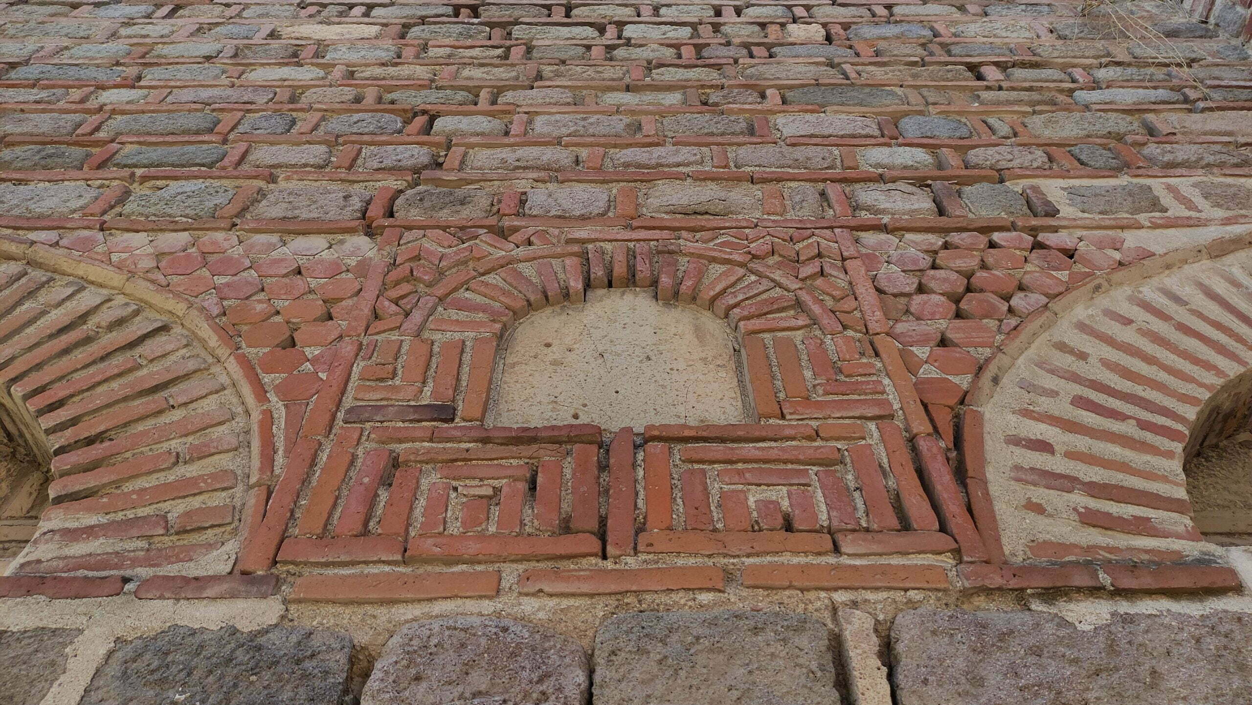Parmaklı Mescid • Konumu, Fotoğrafları ve Hakkındaki Bilgiler • Kültür ...