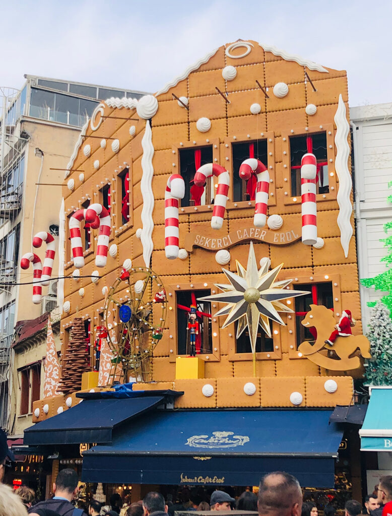 Şekerci Cafer Erol • Location, Photos and Information About Him ...