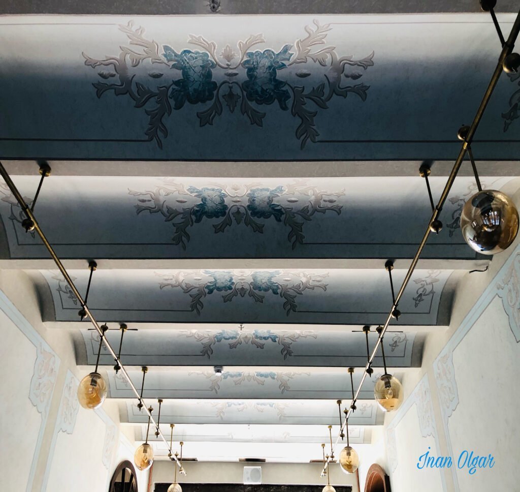 Barnathan Apartment • Cultural Inventory