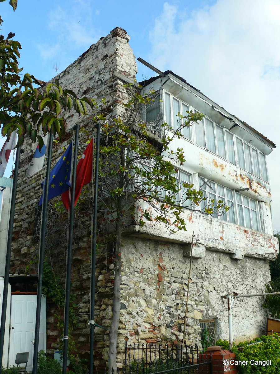 Marmara Surları, 28. Kule • Konumu, Fotoğrafları ve Hakkındaki Bilgiler • Kültür Envanteri