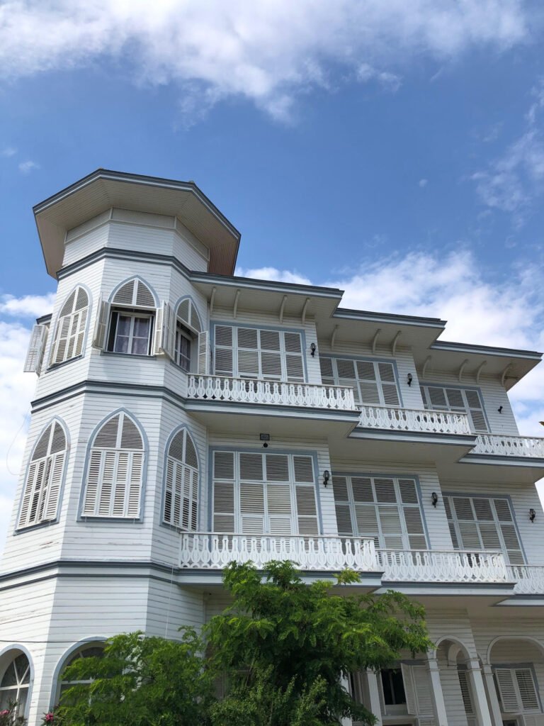 Akasya Oteli • Konumu, Fotoğrafları ve Hakkındaki Bilgiler • Kültür ...