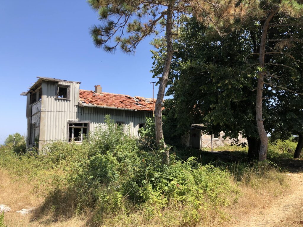 Revir Binası, Anadolufeneri • Konumu, Fotoğrafları ve Hakkındaki ...
