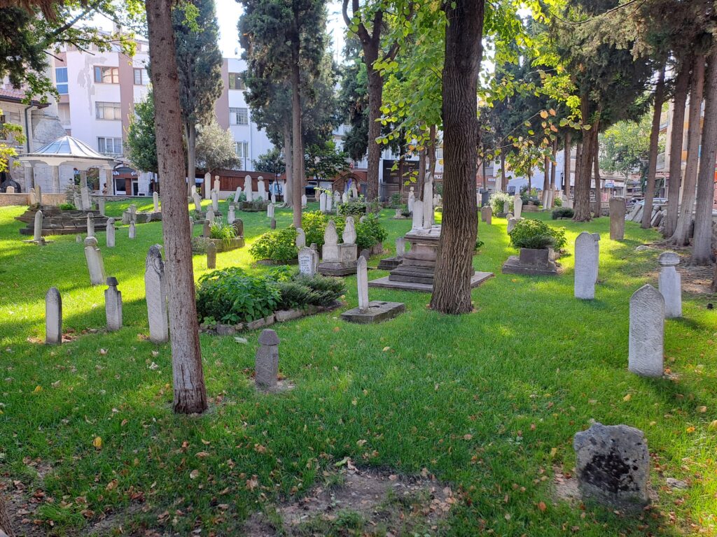 Sheikh Lotfullah Mosque Graveyard • Location, Photos and Information ...