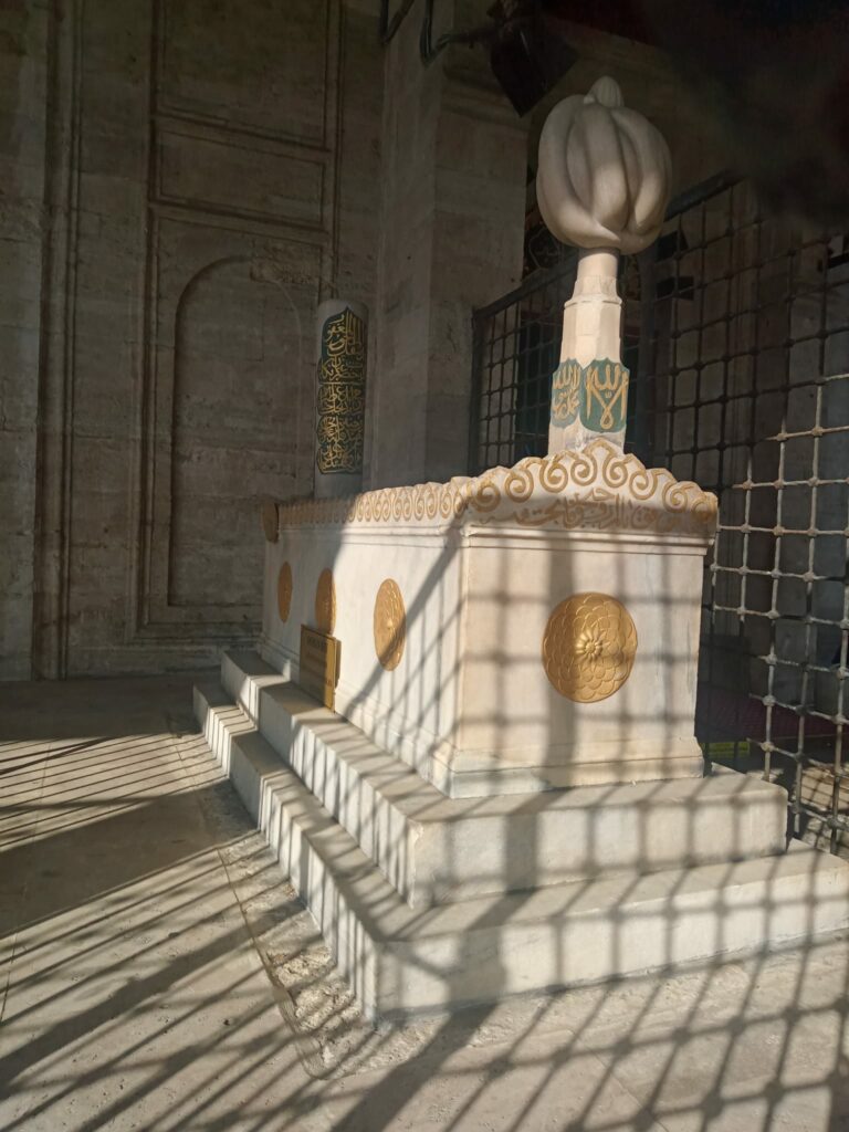 Osman Bey Kabri • Konumu, Fotoğrafları ve Hakkındaki Bilgiler • Kültür ...