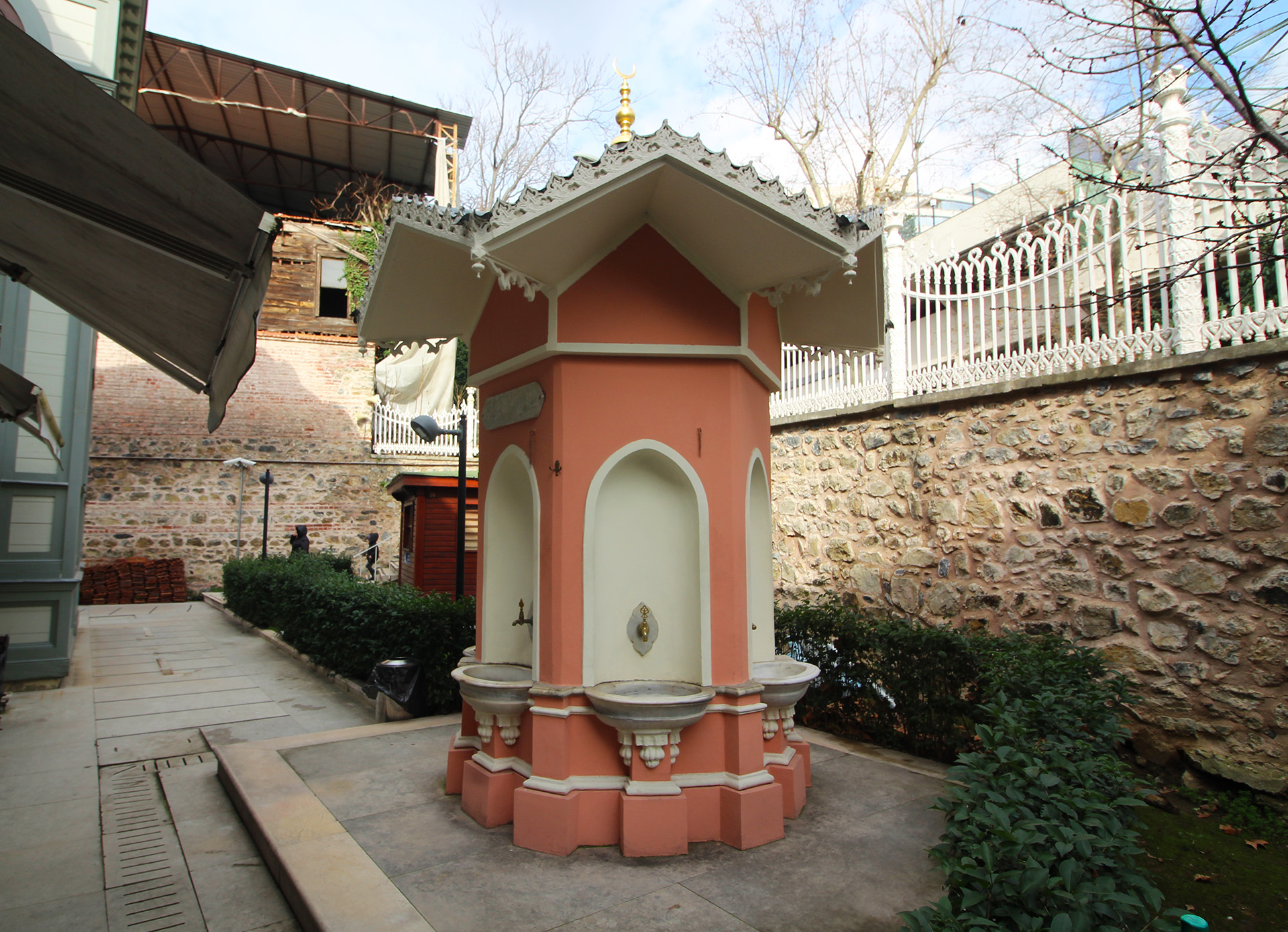 segundo. Fuente de Abdulhamid Han, Cihannüma • Ubicación, fotos e ...