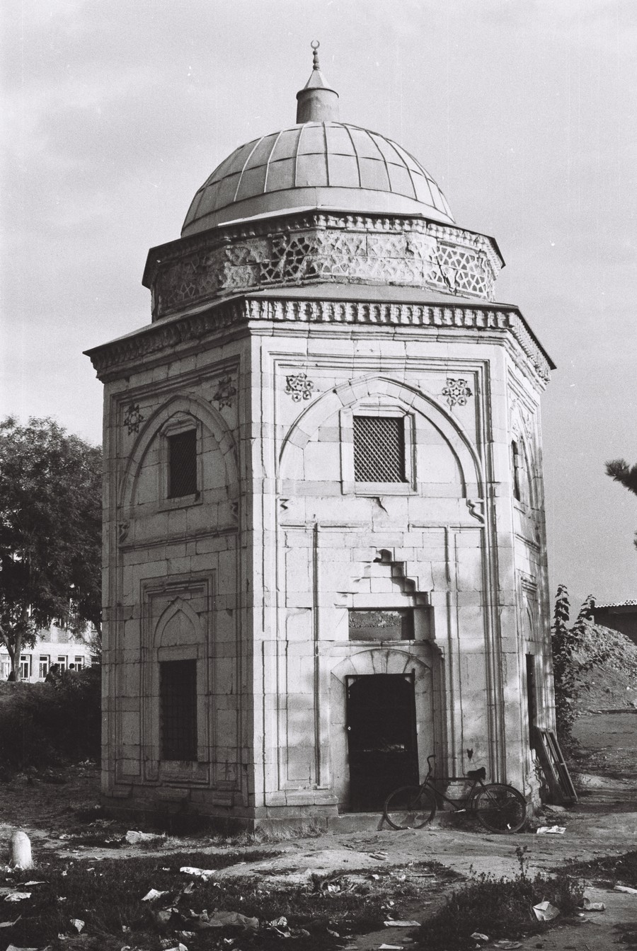 Pasha Bey Tomb, Skopje, 1975 • Cultural Inventory