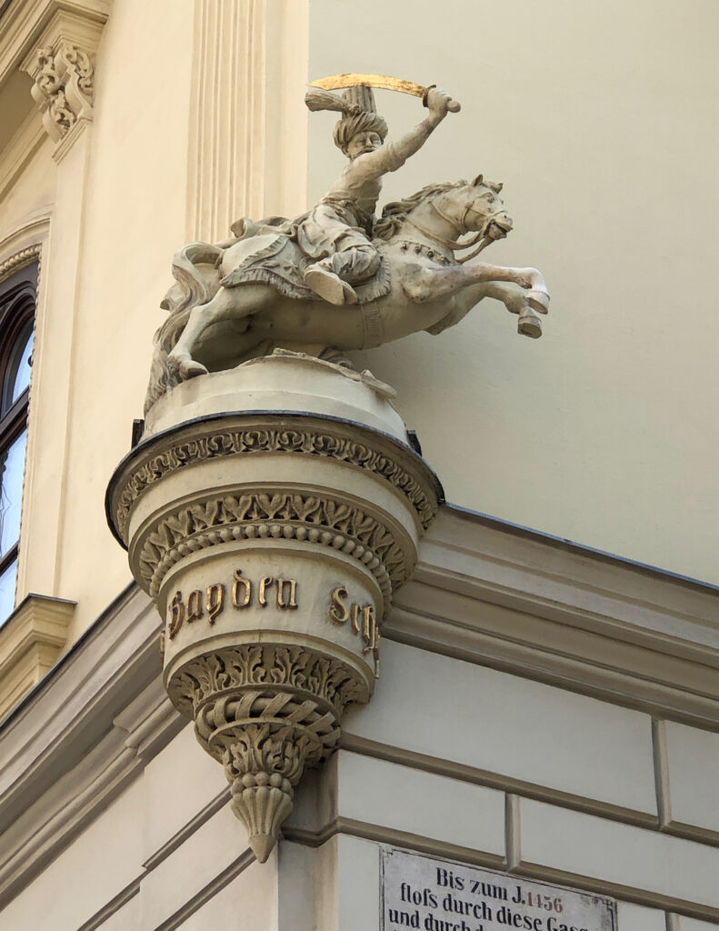 Çerkes Dayı Heykeli • Konumu, Fotoğrafları ve Hakkındaki Bilgiler ...