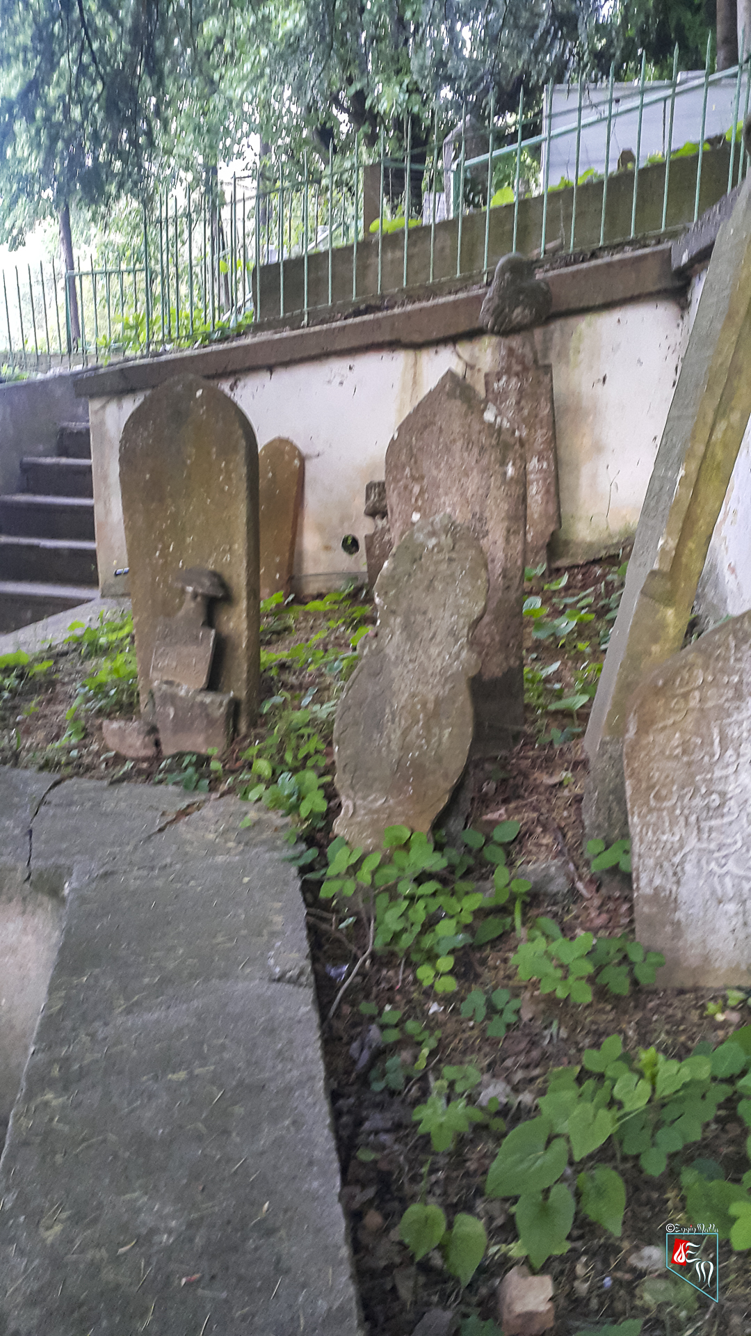 Akbaba Tekke Burial Ground • Location, Photos and Information About It ...