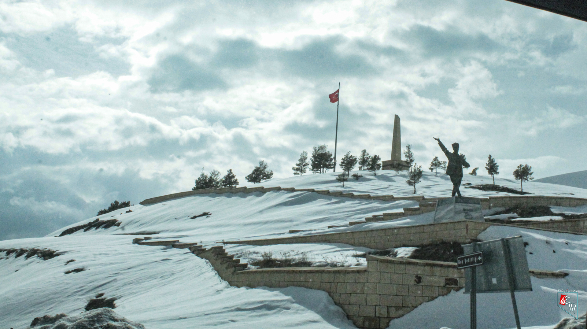 Kop Şehitler Abidesi • Konumu, Fotoğrafları ve Hakkındaki Bilgiler ...