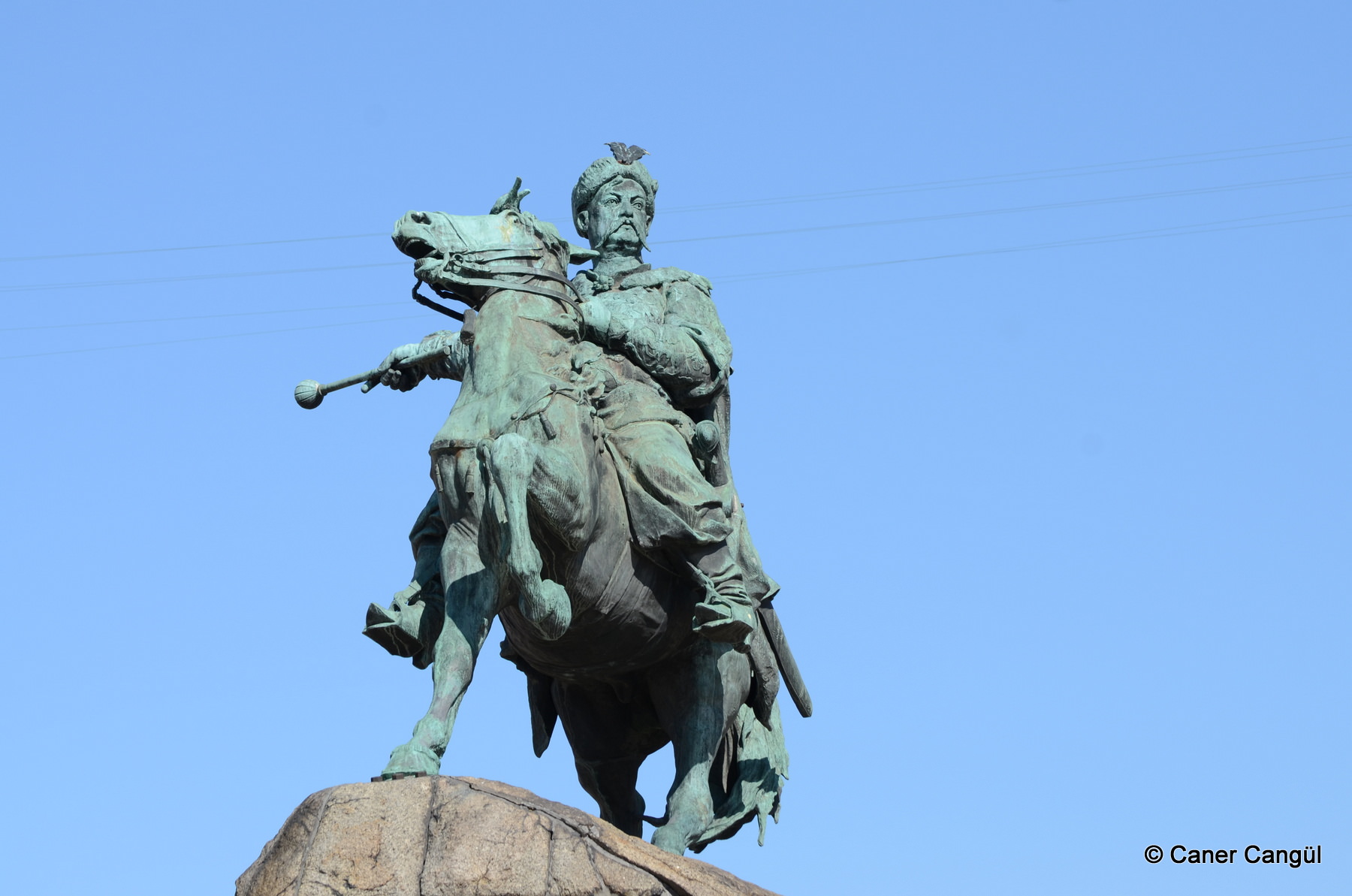 Monumento a Bogdan Khmelnytskyi • Ubicación, fotos e información sobre ...