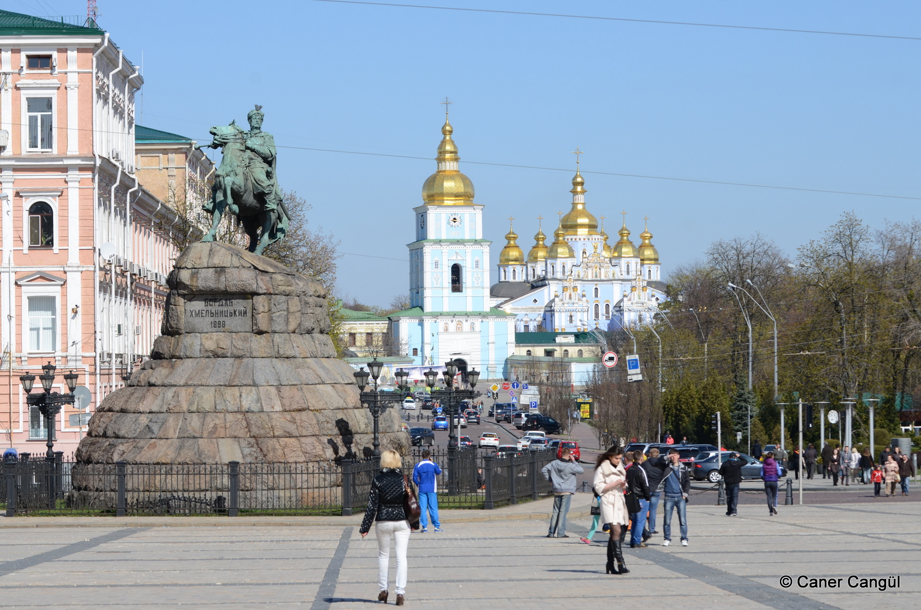 Monument to Bogdan Khmelnytskyi • Cultural Inventory