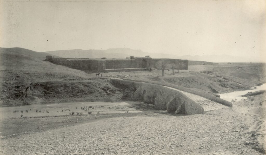Chenar Rahdar Kervansarayı • Konumu, Fotoğrafları ve Hakkındaki ...