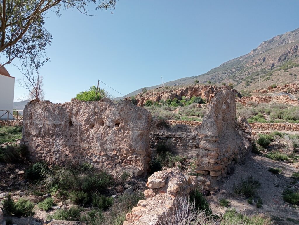 Al-Hizam Kalesi • Konumu, Fotoğrafları ve Hakkındaki Bilgiler • Kültür ...