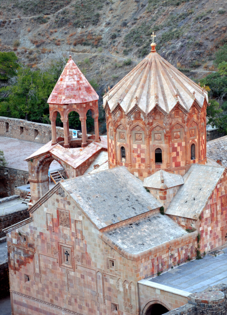 Aras-Jolfa-St.-Stepanos-Monastery-panoramio • Cultural Inventory