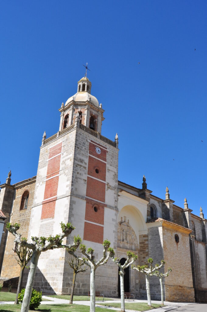 San Andrés Kilisesi, Carrión de los Condes • Konumu, Fotoğrafları ve ...
