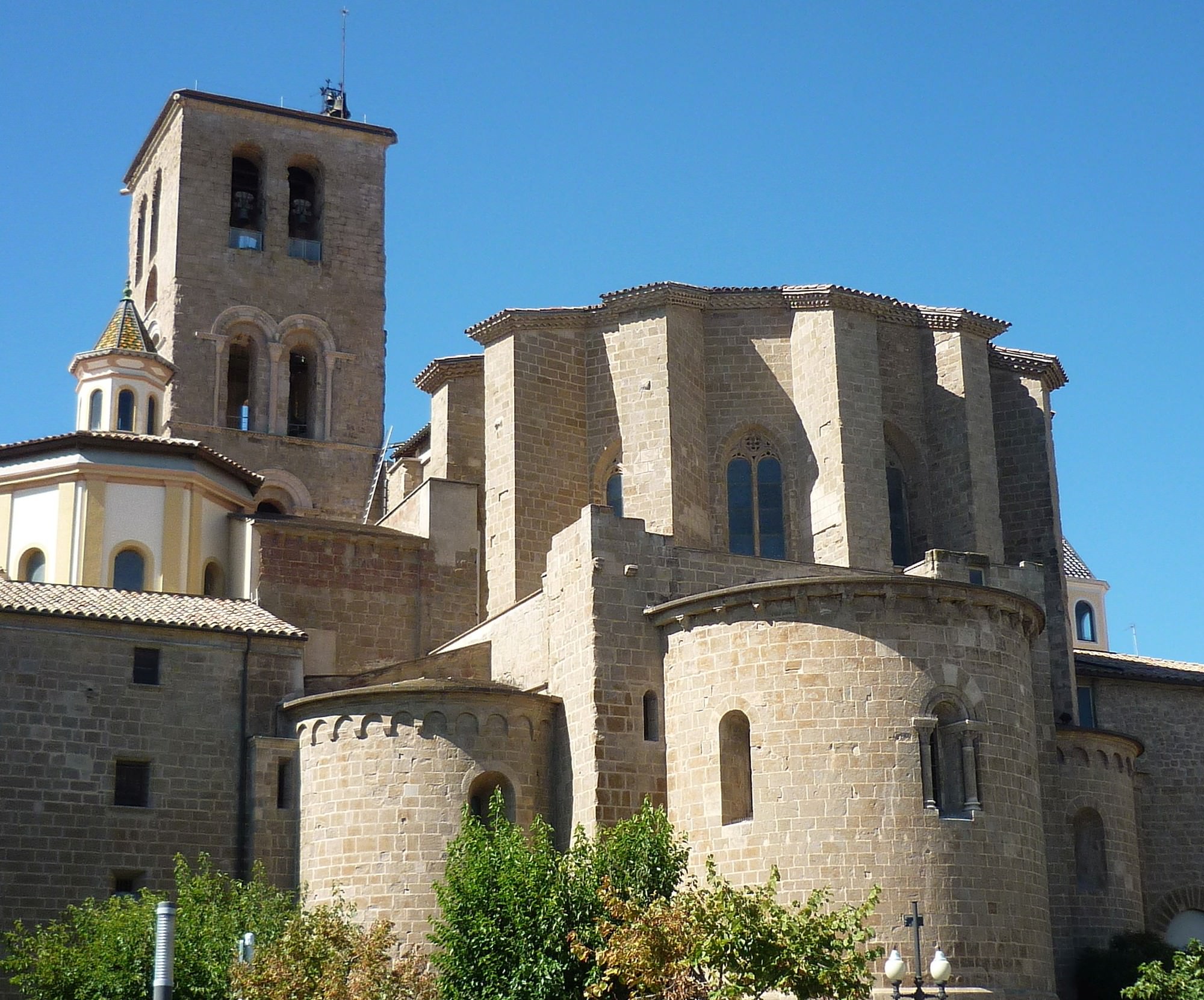 Solsona Katedrali • Konumu, Fotoğrafları ve Hakkındaki Bilgiler ...