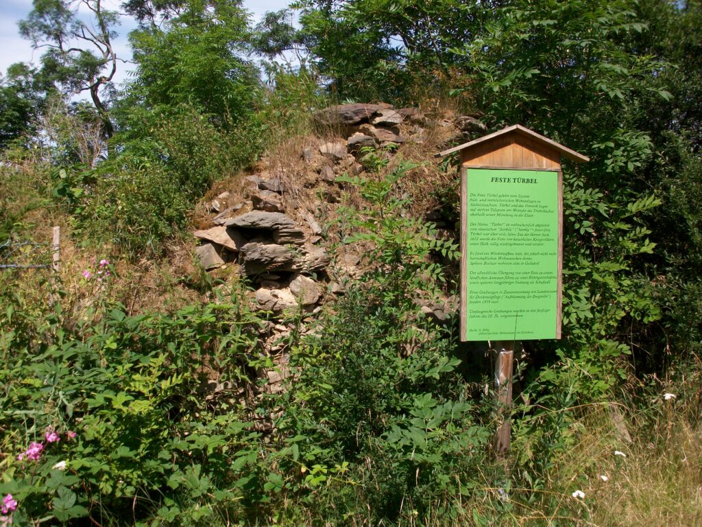Türbel Kalesi • Konumu, Fotoğrafları ve Hakkındaki Bilgiler • Kültür ...
