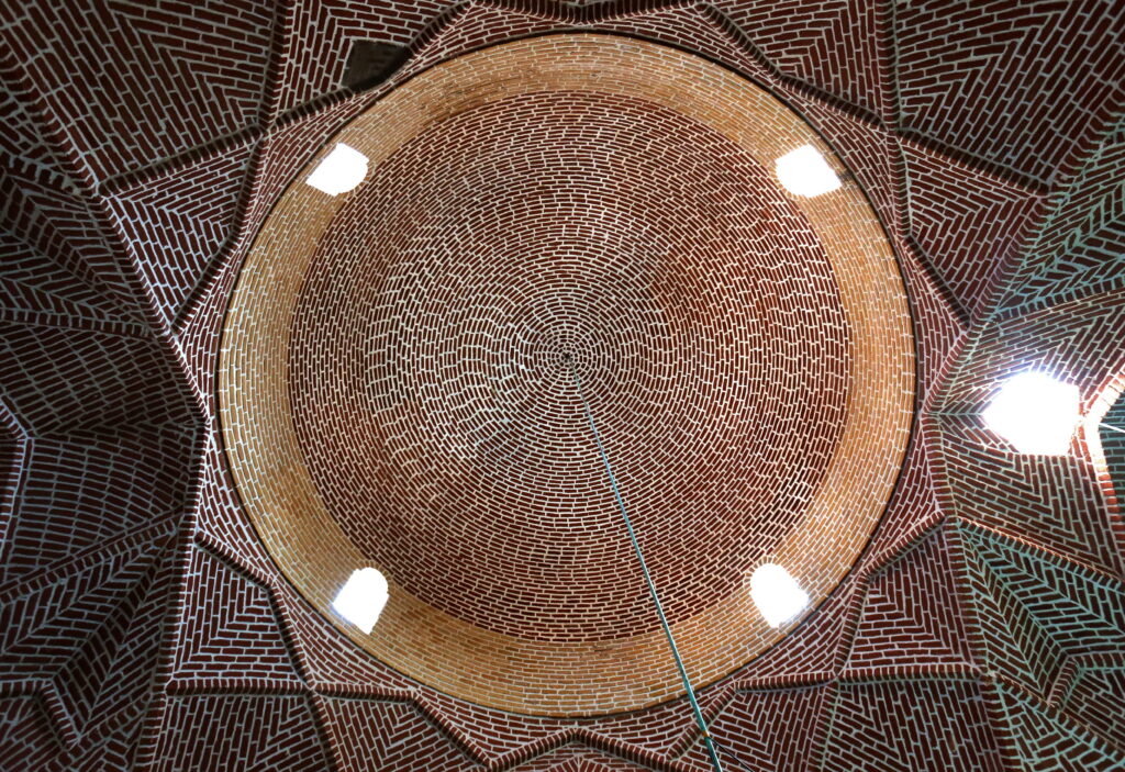 Takab Camii • Konumu, Fotoğrafları ve Hakkındaki Bilgiler • Kültür ...