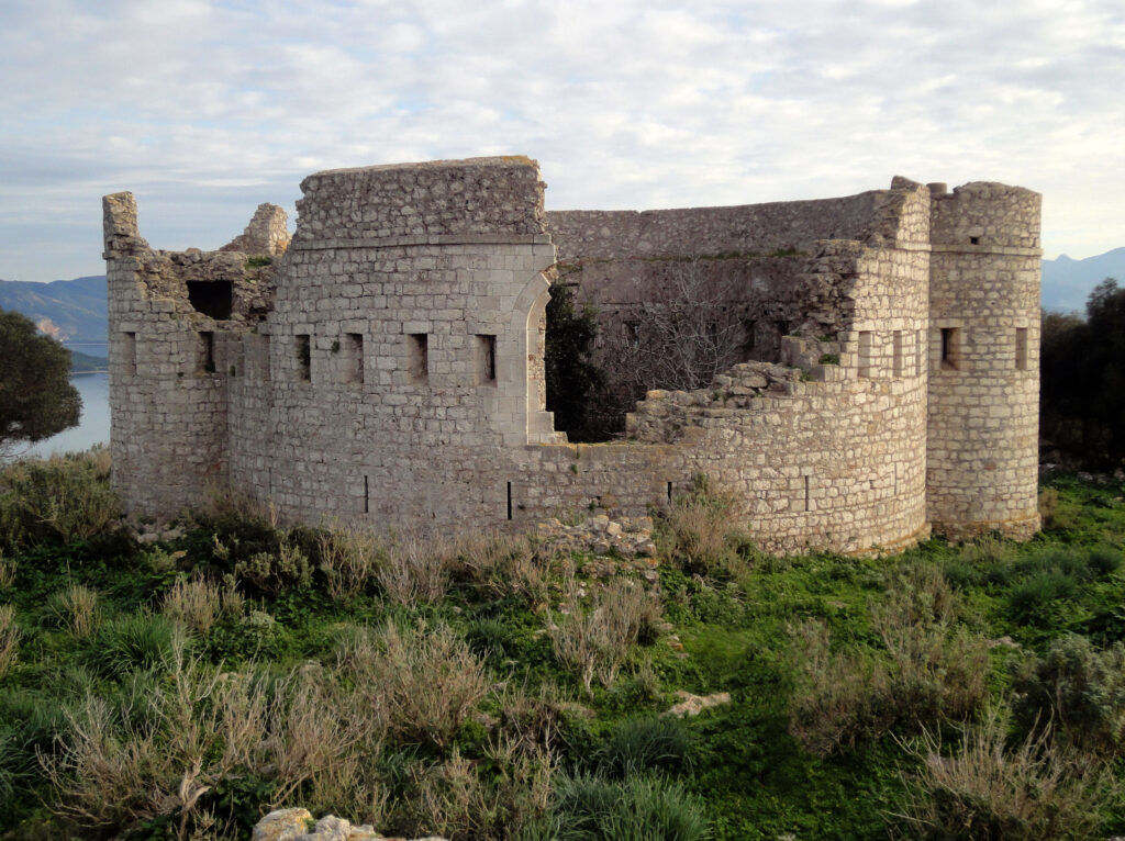 Laskara-Fort-North-View • Kültür Envanteri