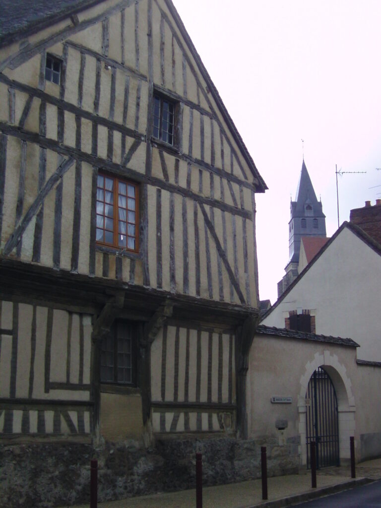 Saint-Julien-du-Sault Kültür Mirası Müzesi • Konumu, Fotoğrafları ve ...