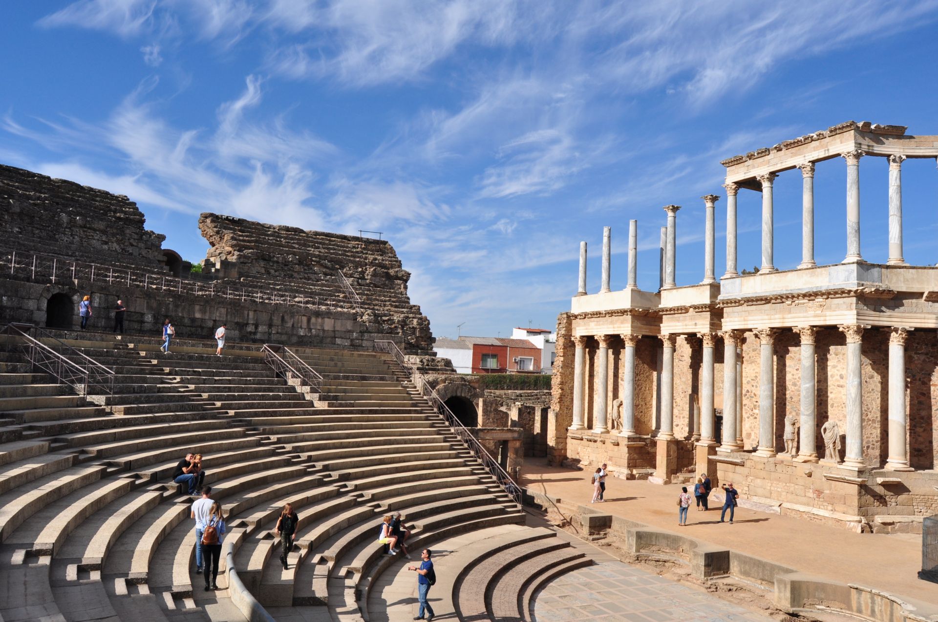 Merida Roma Tiyatrosu • Konumu, Fotoğrafları ve Hakkındaki Bilgiler ...