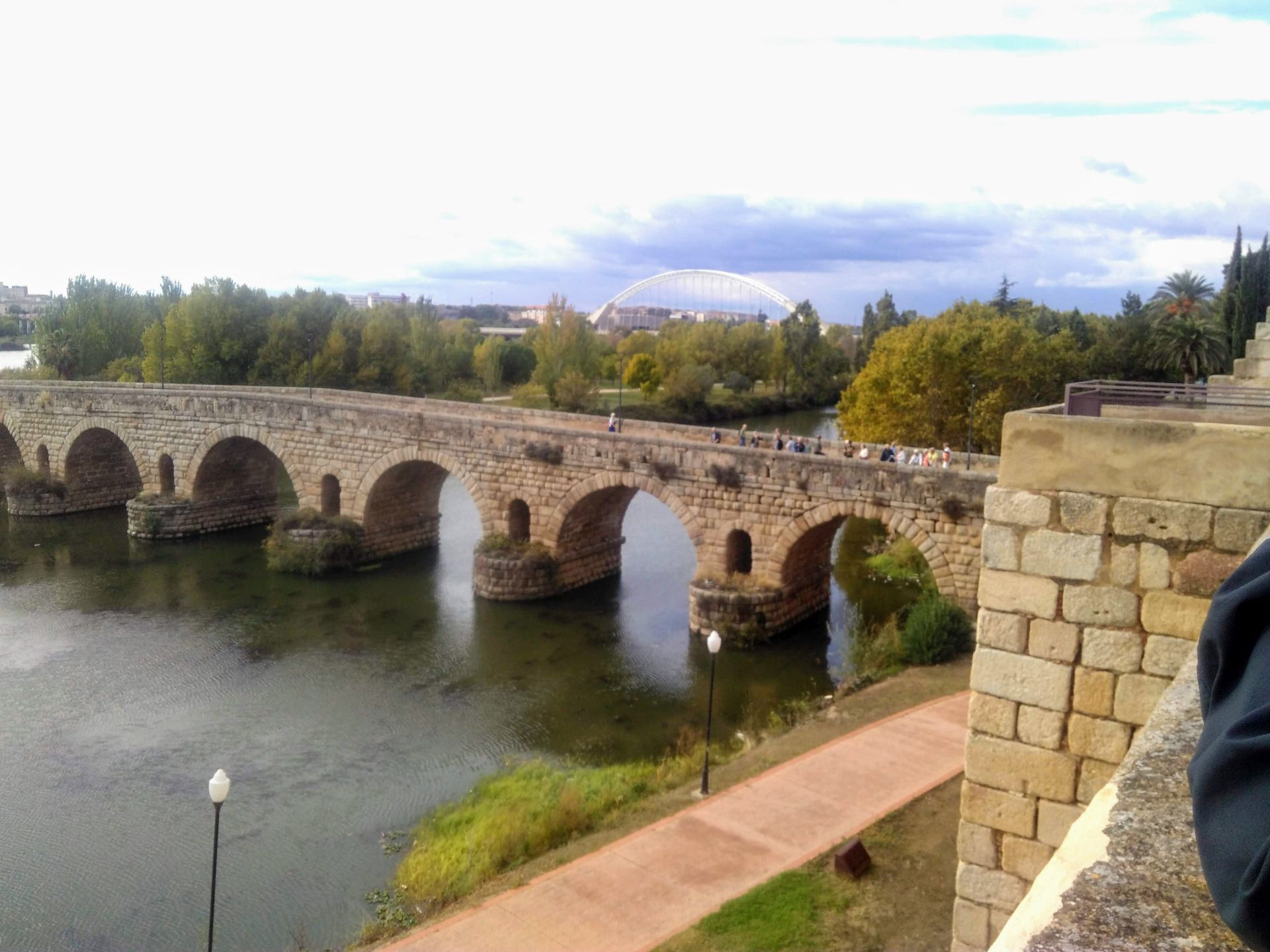 Merida Roma Köprüsü • Konumu, Fotoğrafları ve Hakkındaki Bilgiler ...